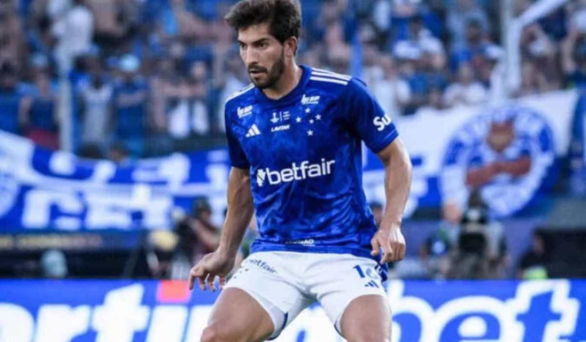 Cruzeiro: Lucas Silva surpreende jogadores ao assumir relação » Moon BH