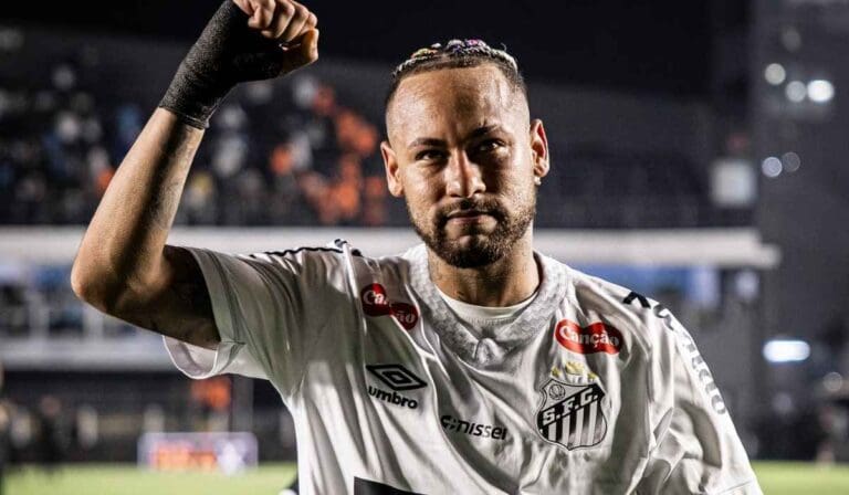 Santos: Neymar faz tatuagem do time e 'manda recado'; veja foto » Moon BH